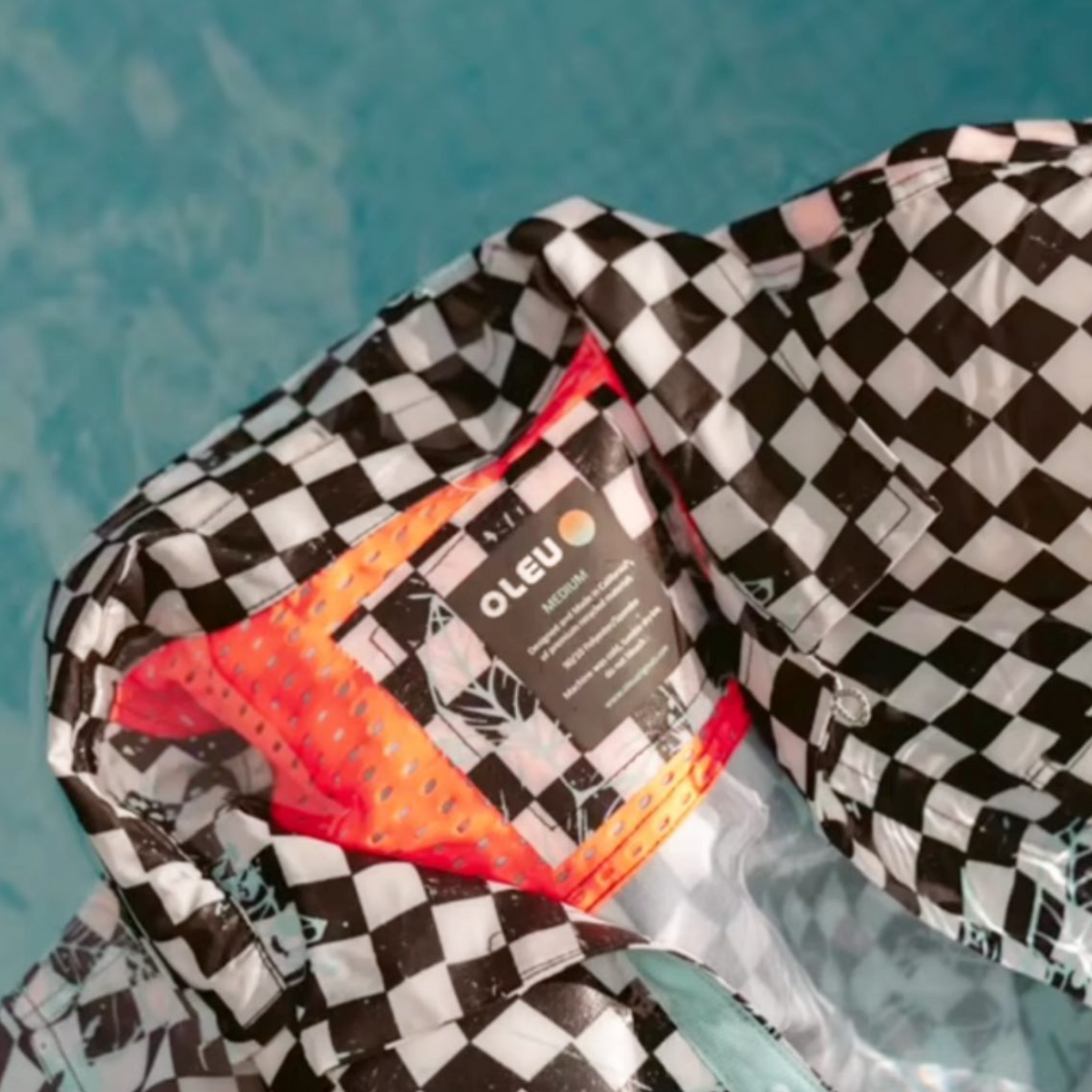 UPF Clothing vs. Sunscreen : Understanding Your Sun Protection Options ...